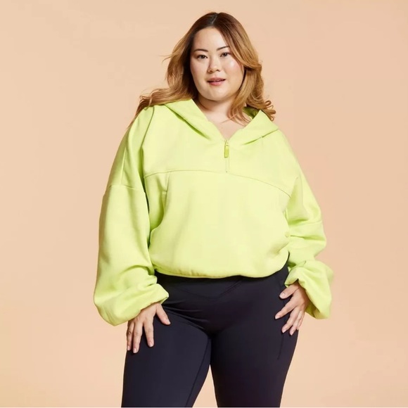Blogilates | Tops | Nwt Viral Blogilates Marshmallow Half Zip Hooded ...